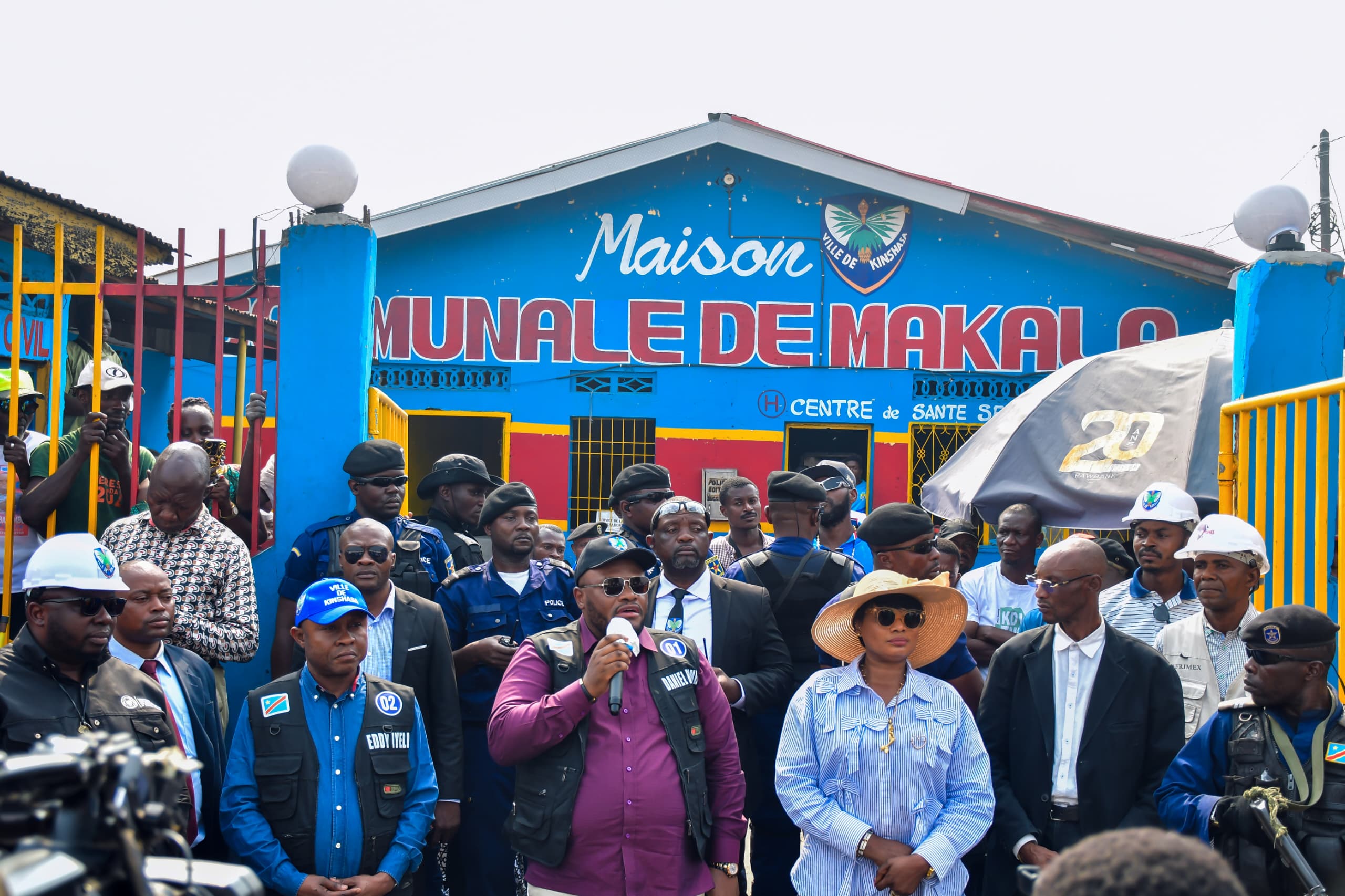 Kinshasa : Le Gouverneur Bumba annonce la construction de 20 km de ...