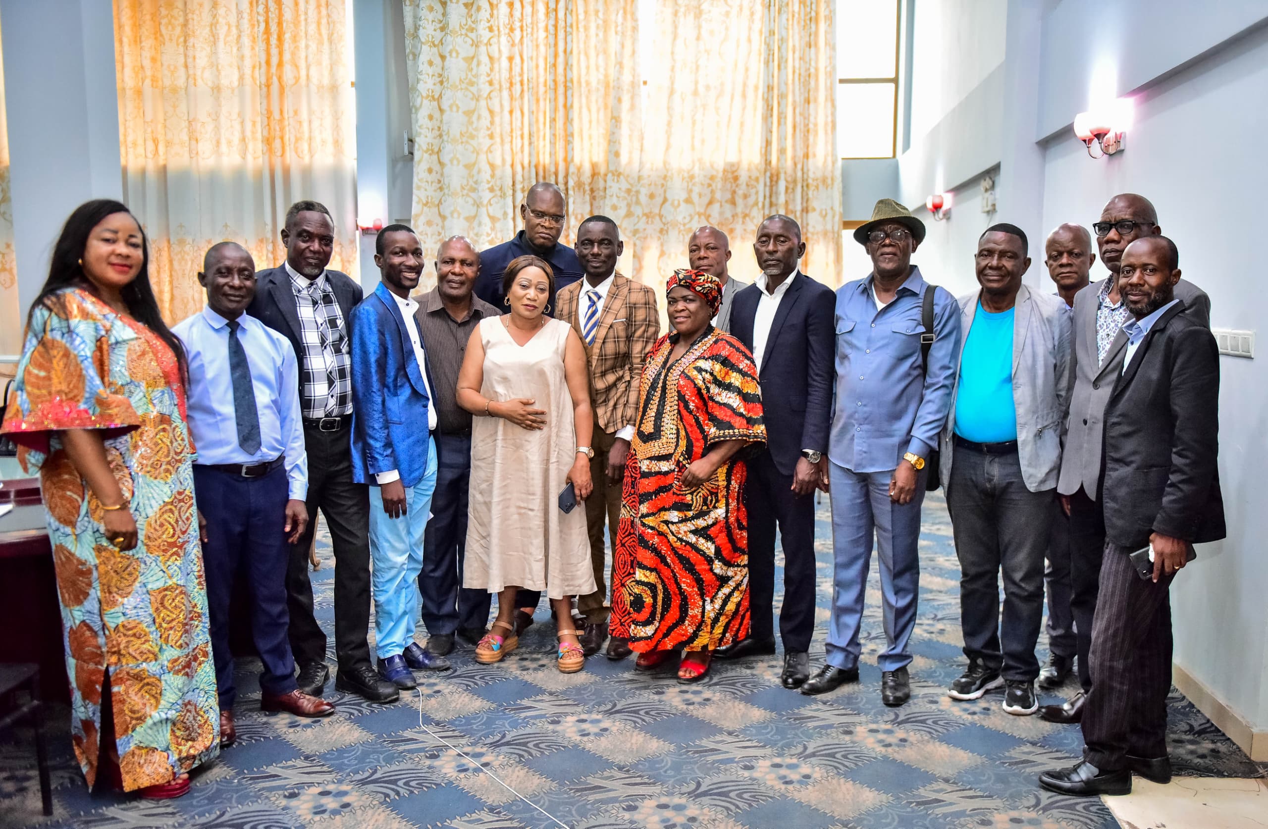 Kinshasa : Six mois de paiements en souffrance, l’Intersyndicale ...