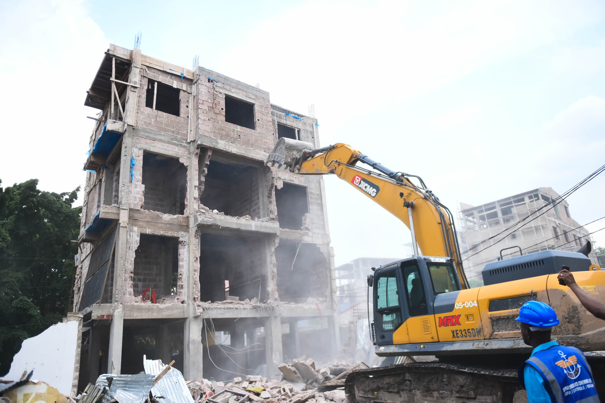 Kinshasa : La Gare de Kintambo libérée de ses constructions anarchiques ...